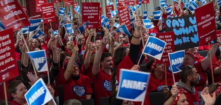 Victorian nurses and midwives approve improved 28.4% wages offer - ANMJ